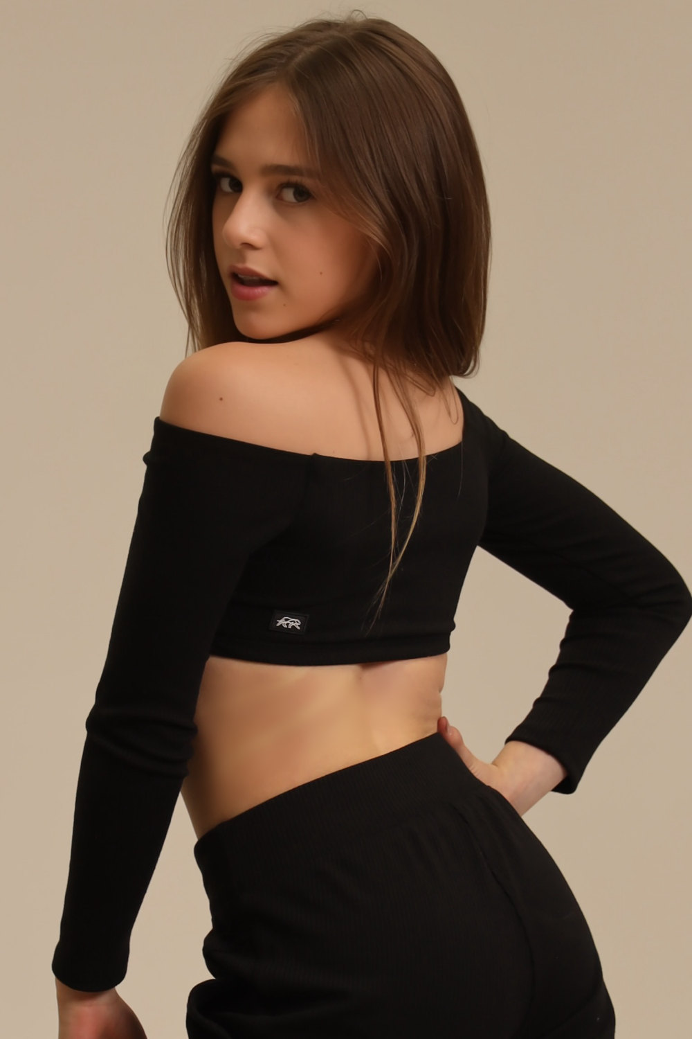 Artist Crop - Black | Tiger Friday Dancewear – TigerFriday